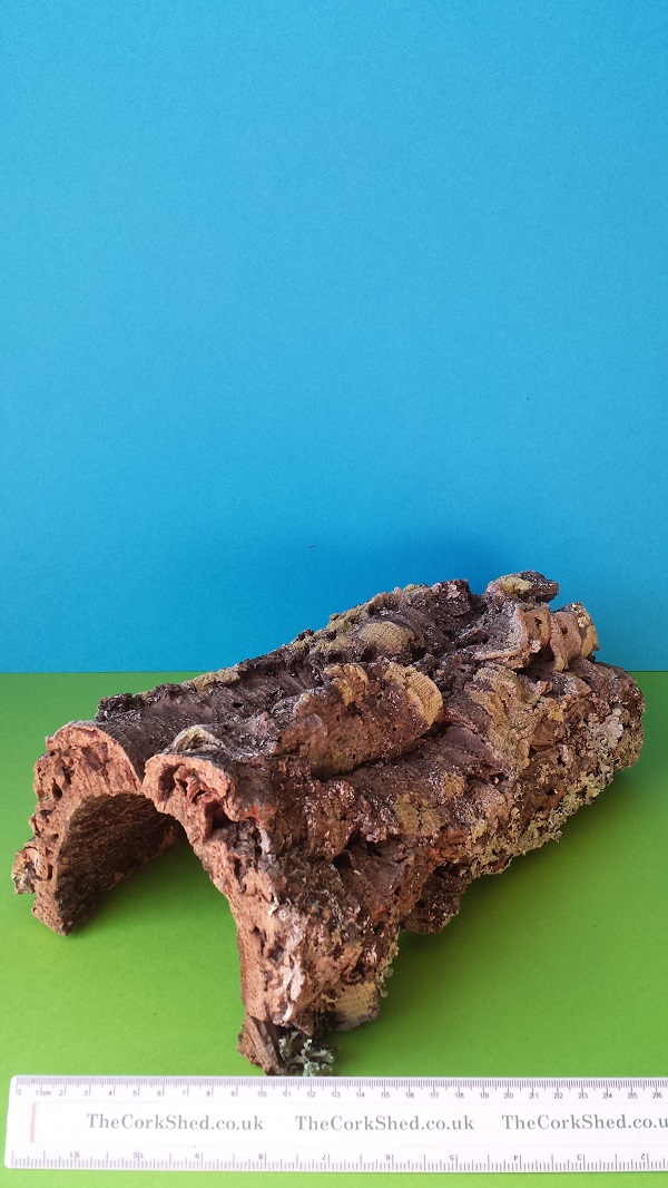 Cork caves and hides are perfect for decoration, hiding and nesting